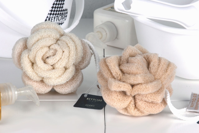 Cream Rose Body Scrubber | U-Need